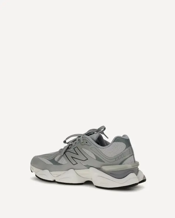 NEW BALANCE 9060 Sneakers