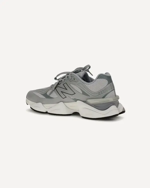 NEW BALANCE 9060 Sneakers