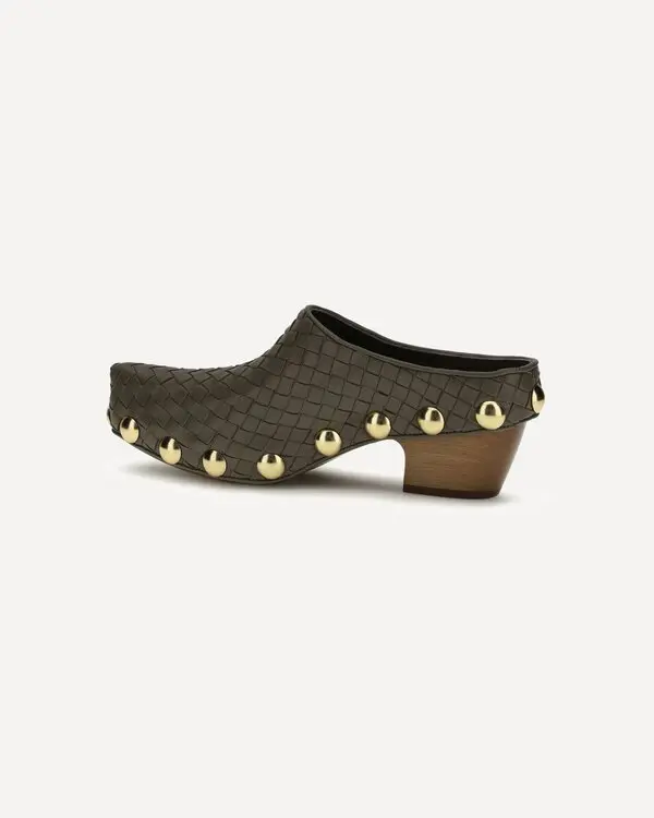 Bottega Veneta Gondola Mules With Intrecciato Calfskin And Stud Embellishments - Grey