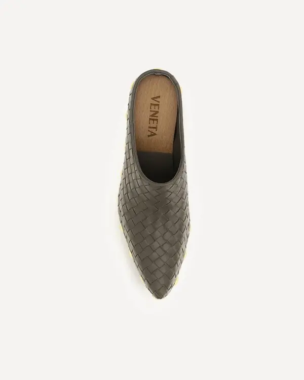 Bottega Veneta Gondola Mules With Intrecciato Calfskin And Stud Embellishments - Grey