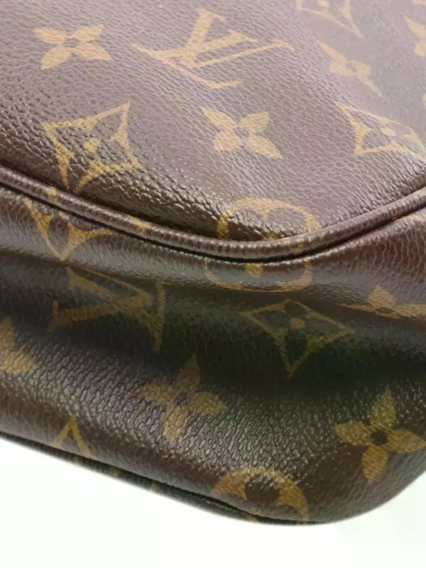 LOUIS VUITTON Monogram Sac Bosphore Business Bag - Brown