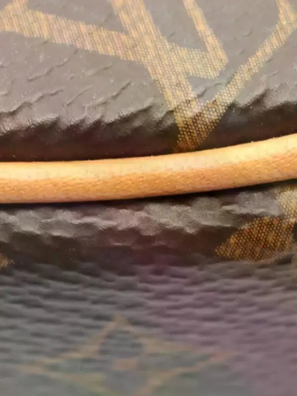 LOUIS VUITTON Petite Boite Chapeau Satchel - Brown