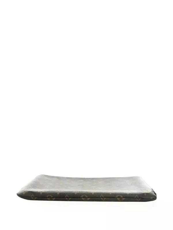 LOUIS VUITTON Monogram Etui Voyage Mm Clutch Bag
