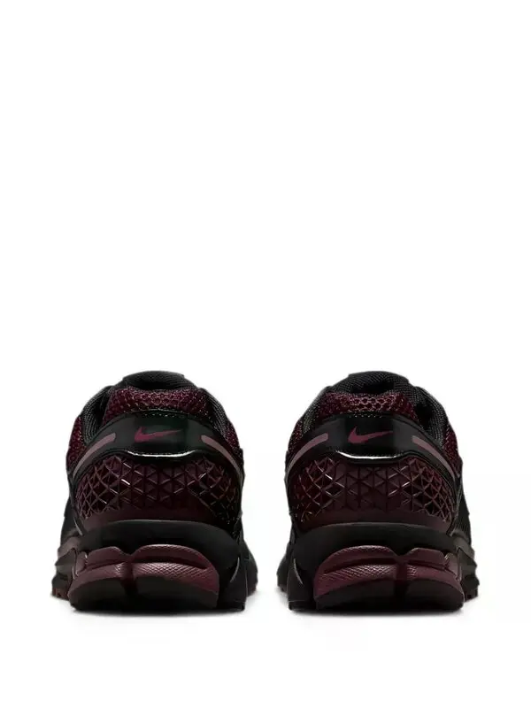 Nike Zoom Vomero 5 Sneakers