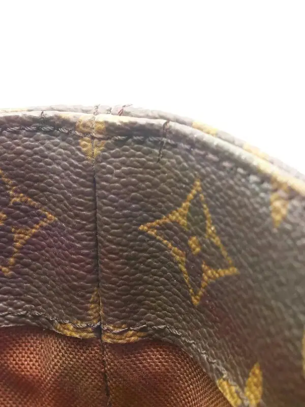 LOUIS VUITTON Monogram Canvas Gm Vivian Tote Bag