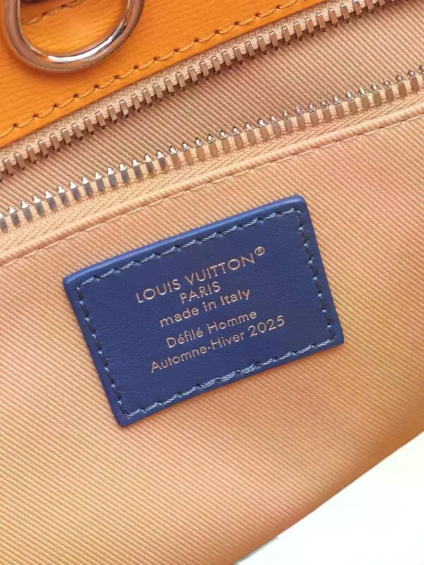 LOUIS VUITTON 2021s Mini Shopper Tote Bag