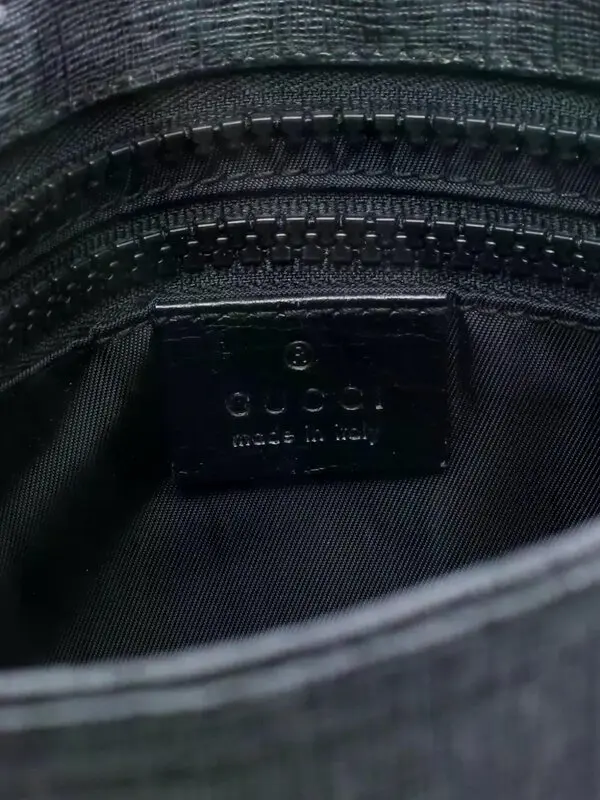 Gucci Gg Supreme Shoulder Bag