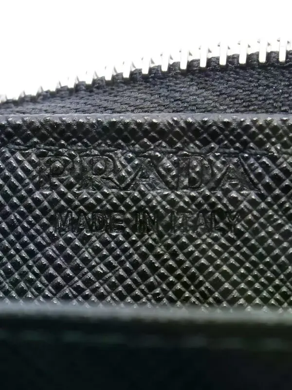 Prada 2020s Triangle-logo Leather Cardholder