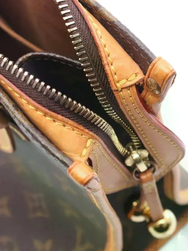 LOUIS VUITTON Popincourt Monogram Tote Bag