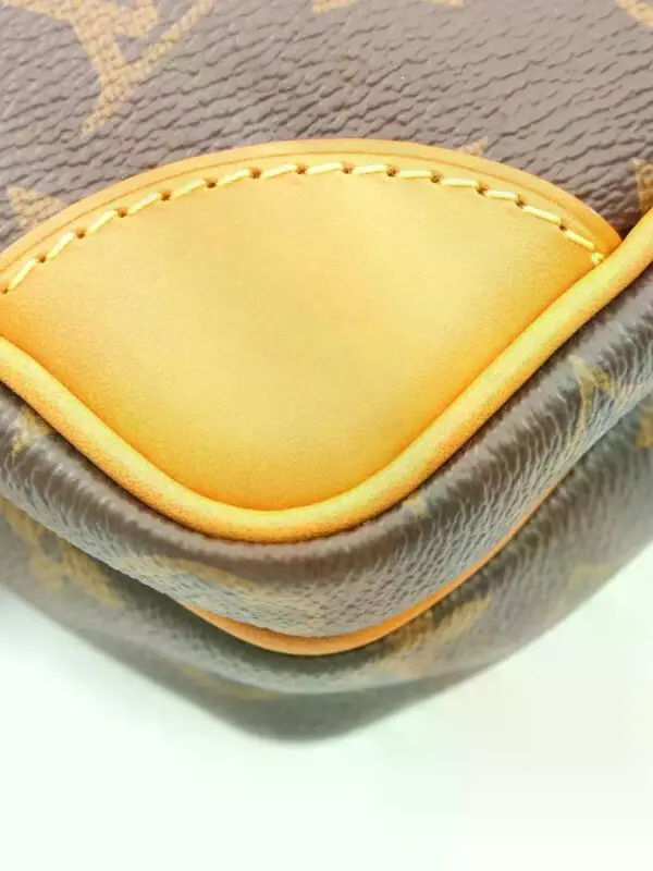 LOUIS VUITTON Nil Monogram Shoulder Bag