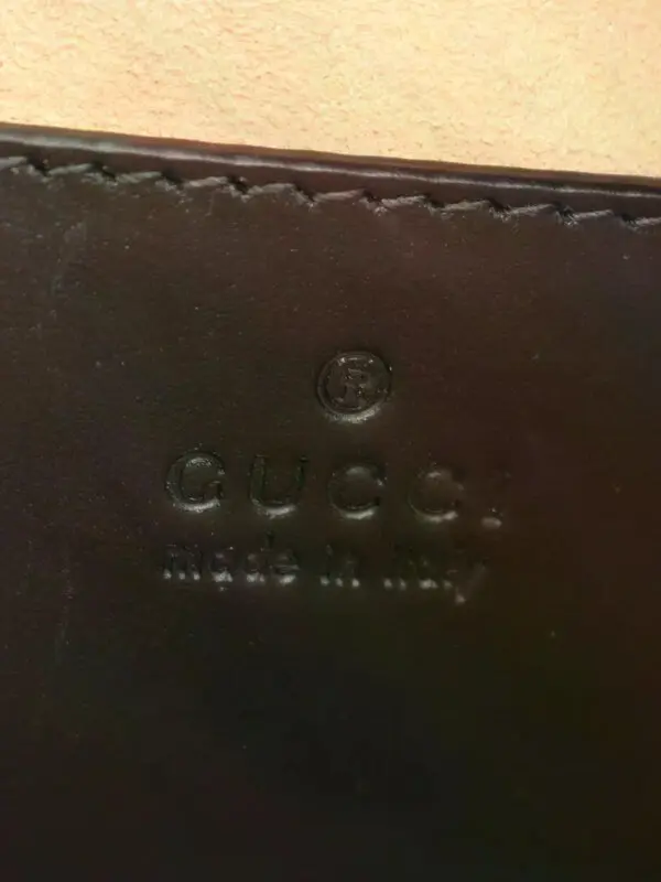 Gucci Interlocking G Heart Shoulder Bag