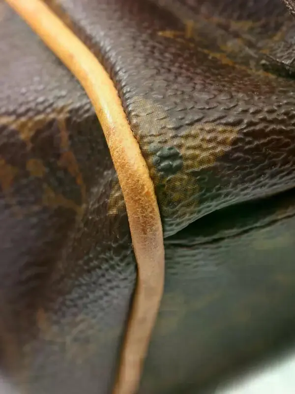 LOUIS VUITTON Manhattan Pm Monogram Tote Bag