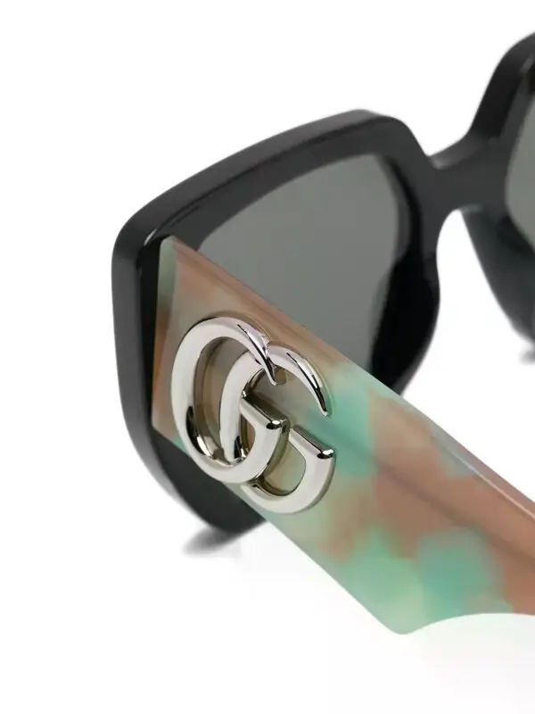 Gucci Logo Detail Sunglasses
