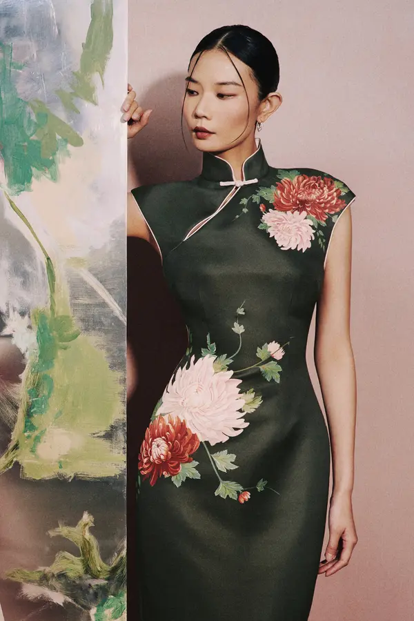 SAU LEE Dorit Maxi Dress With Mandarin Collar And Floral Print