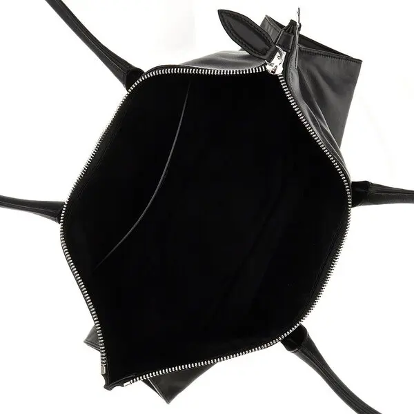 Alexander McQueen Nappa Leather Manta Shoulder Bag - Black