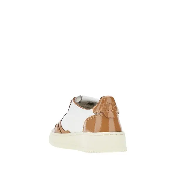 AUTRY Medalist Low Sneakers With Patent Details - Brown