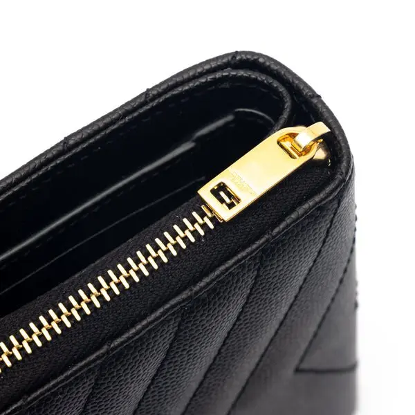 Saint Laurent Grain De Poudre Leather Cassandre Wallet - Black
