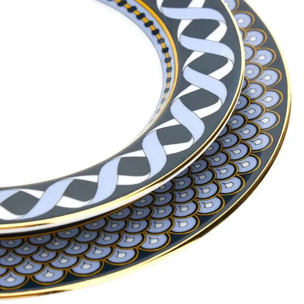 La DoubleJ Set Of Odysseus Soup And Dinner Plates