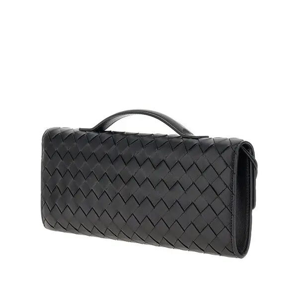 Bottega Veneta Andiamo Nappa Leather Clutch With Knot Closure - Black