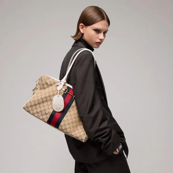 Gucci Gg Canvas Boston Bag With Horsebit Detail - Beige