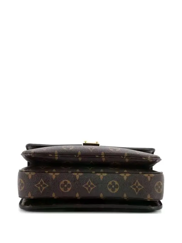 LOUIS VUITTON Monogram Canvas Pochette Metis Crossbody Bag