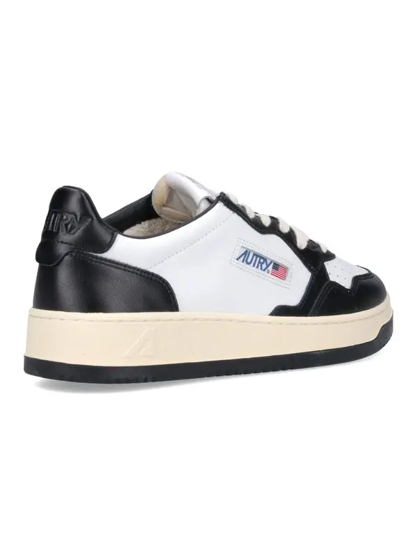AUTRY Medalist Low-top Leather Sneakers - White