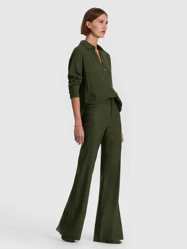 Alice + Olivia Dimitra Oversized Button-down Shirt With Classic Collar And High-low Hem