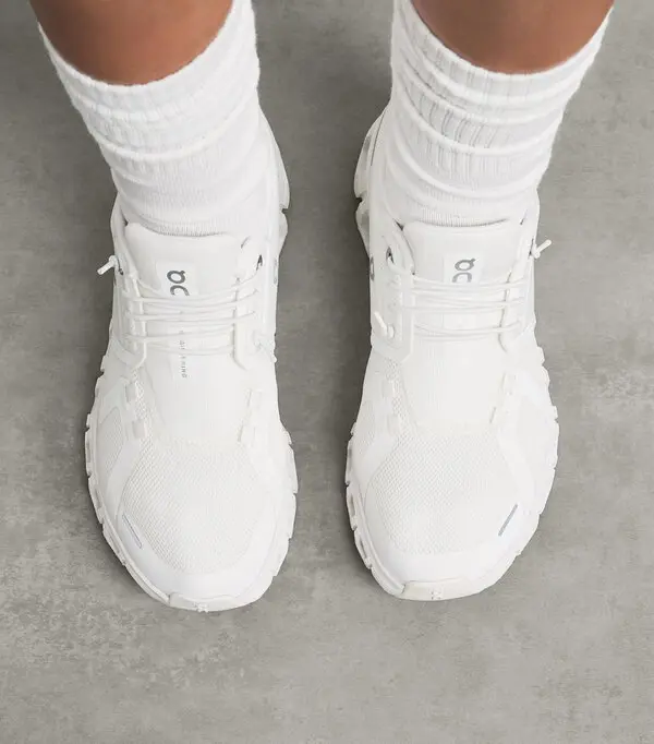 On Trainers - White
