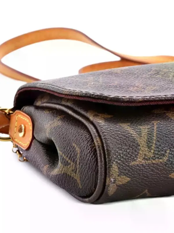 LOUIS VUITTON Monogram Canvas Pm Clutch Bag - Brown