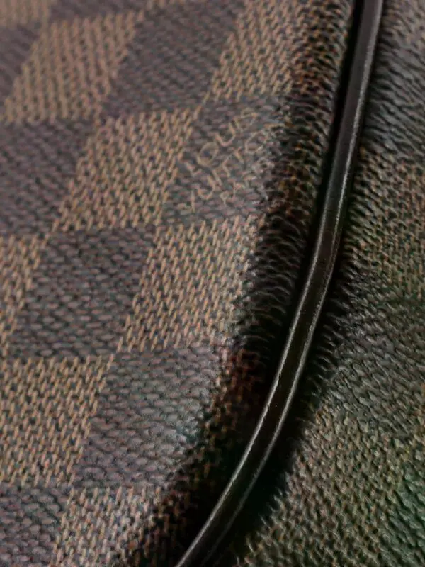 LOUIS VUITTON Ribera Damier Mm Handbag