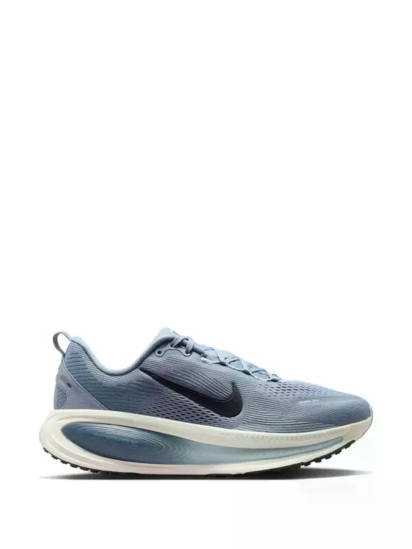 Nike Vomero 18 Sneakers