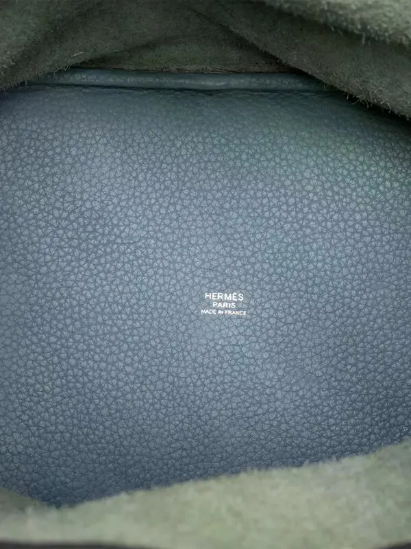 Hermès Clemence Picotin Lock 22 Handbag