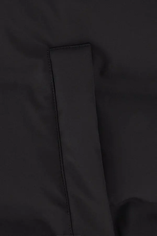 Valentino Garavani Quilted Stand Collar Vest