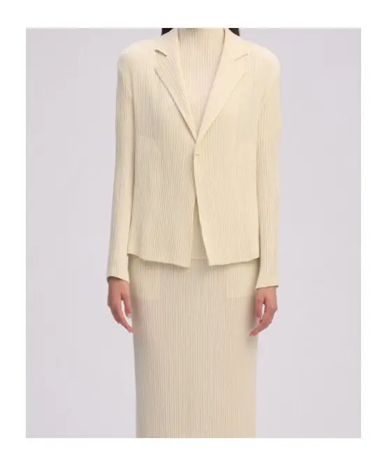 Issey Miyake Pleated Single-breasted Blazer