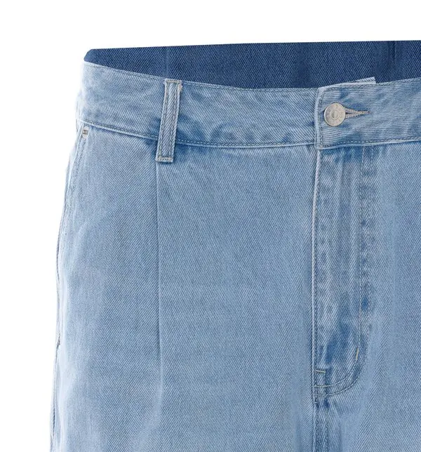 DUNST Pleated Bermuda Shorts