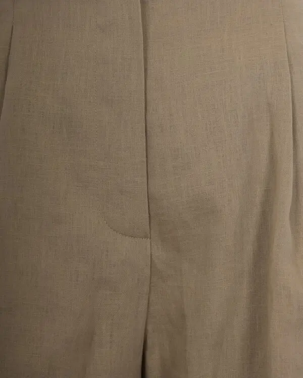 Max Mara Caravan Pleated Shorts
