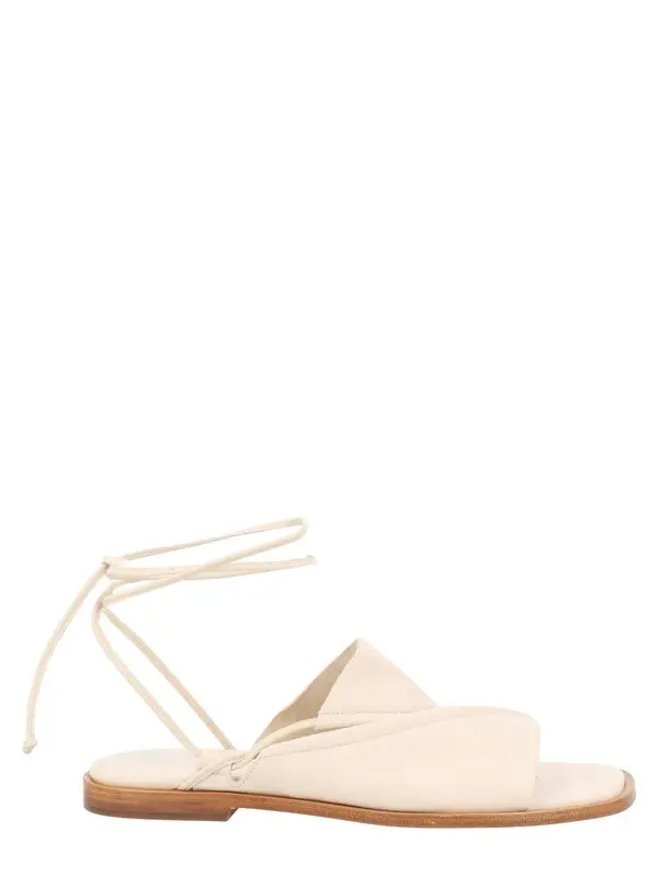Hereu Asymmetric Tie-fastening Sandals