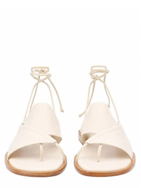 Hereu Asymmetric Tie-fastening Sandals