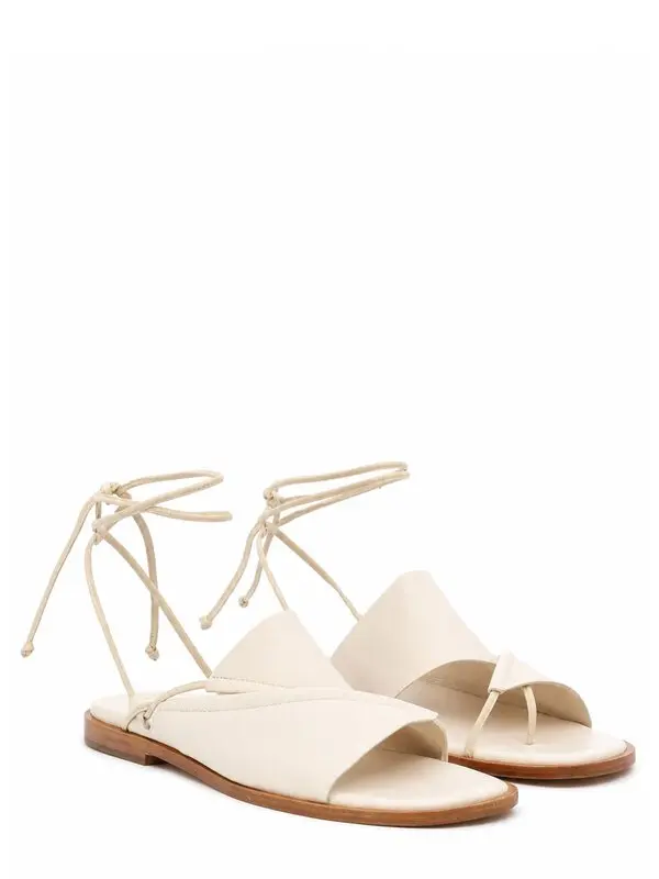 Hereu Asymmetric Tie-fastening Sandals