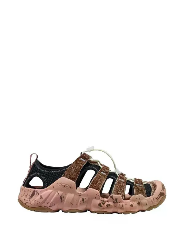 Keen Fleece-textured Toggle-fastening Sandals - Brown