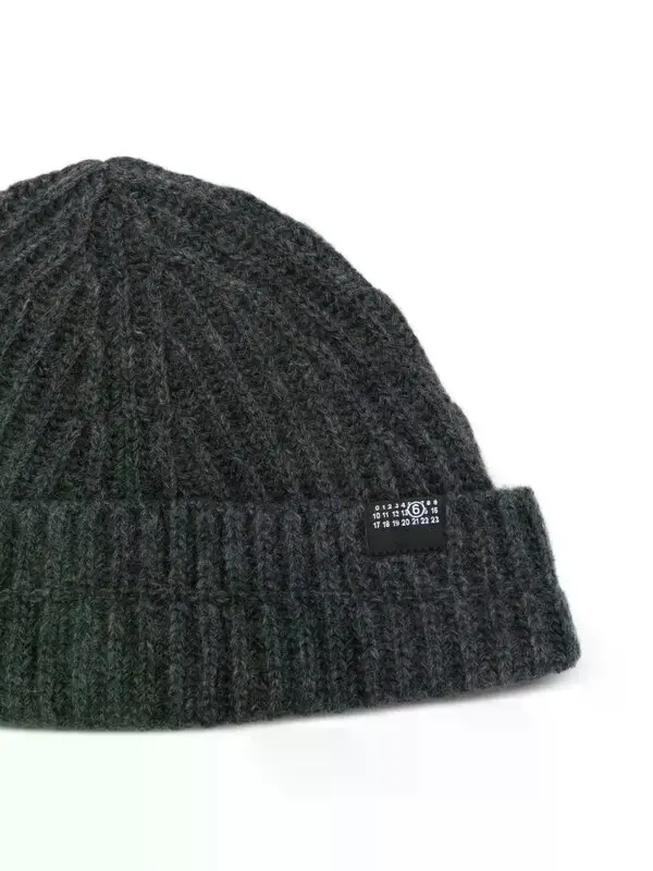 MAISON MARGIELA Ribbed Knit Beanie