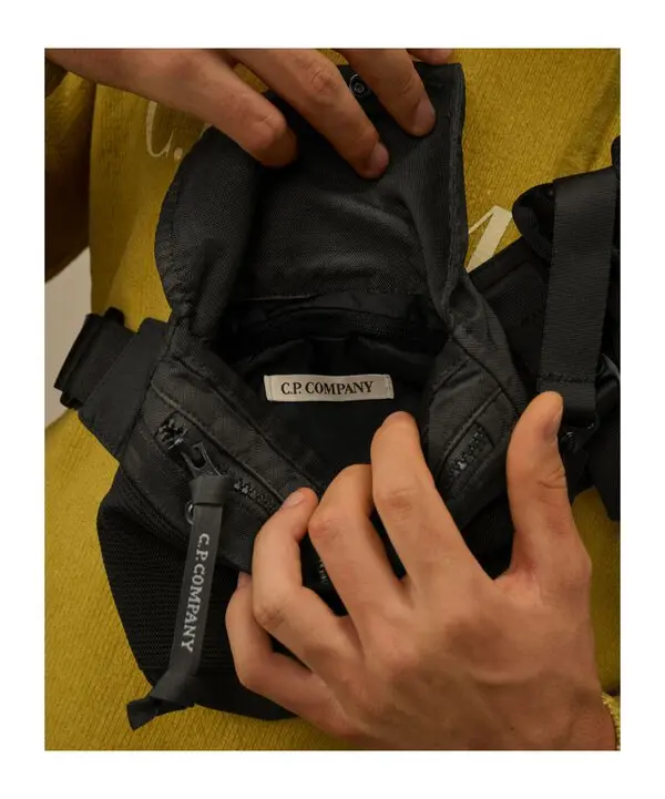 C.P. COMPANY Mixed Waist Bag