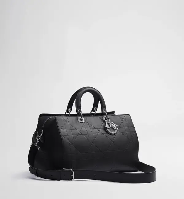 Dior Zippered Shoulder Bag - Black