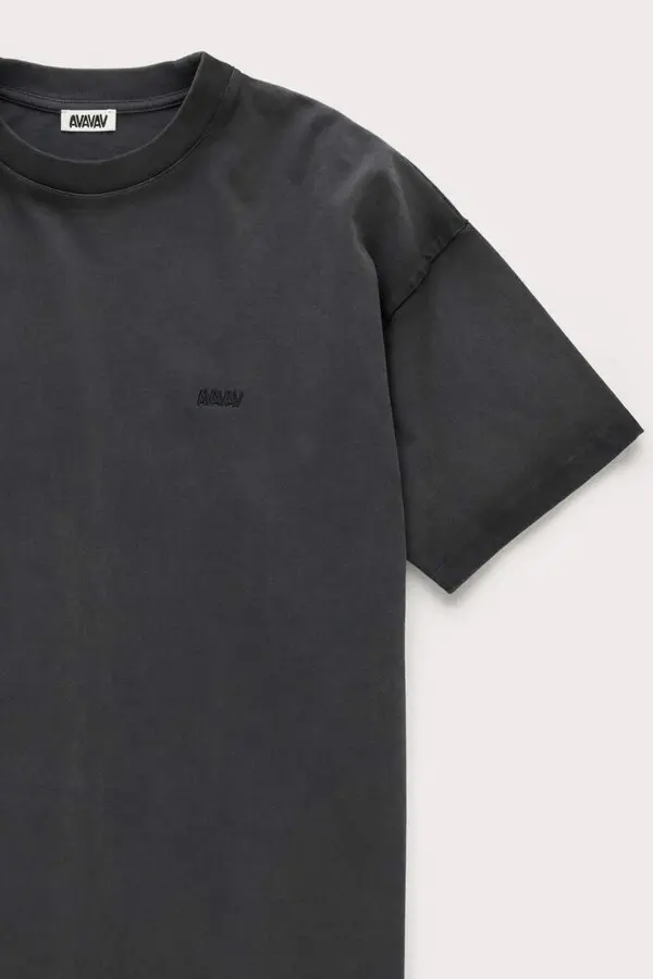 AVAVAV Logo-embroidered T-shirt