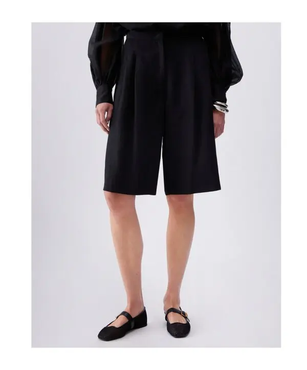 Liu Jo Tailored Bermuda Shorts With Dart Detailing