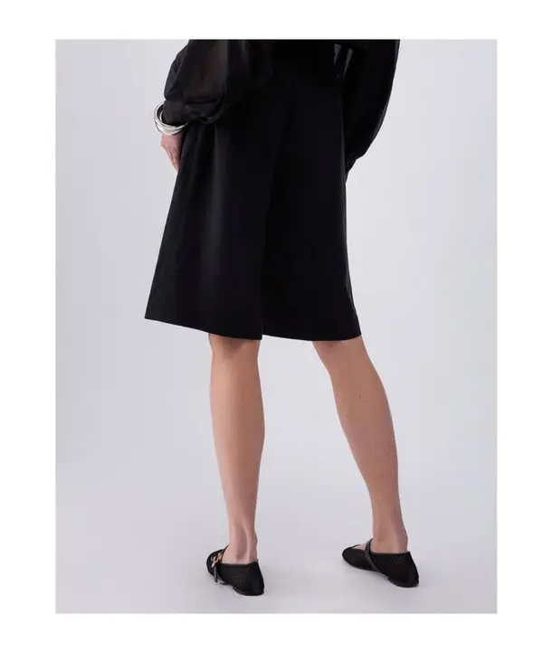 Liu Jo Tailored Bermuda Shorts With Dart Detailing