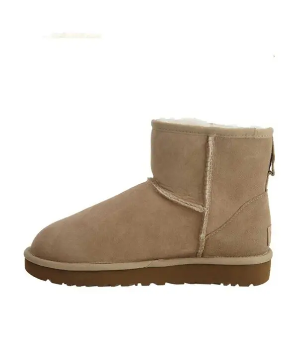 UGG Logo Round Toe Boots