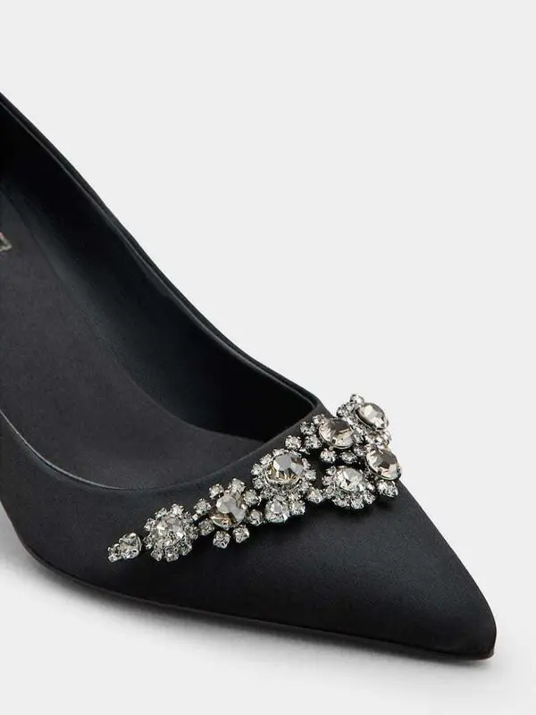 ROGER VIVIER Efflorescence Pumps In Satin With Embellished Buckle
