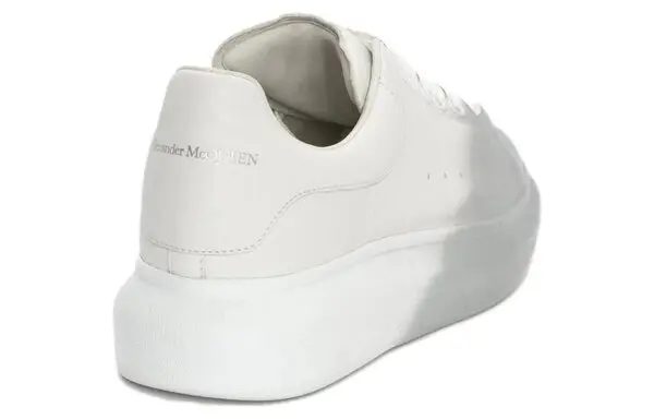 Alexander McQueen Oversized Two-tone Sneakers - White/grey