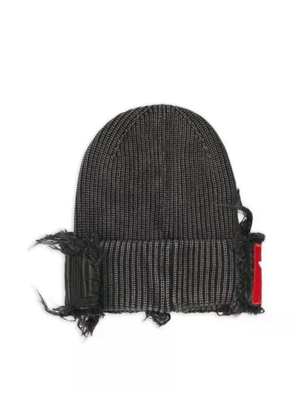 DIESEL® Logo-patch Frayed Beanie Hat